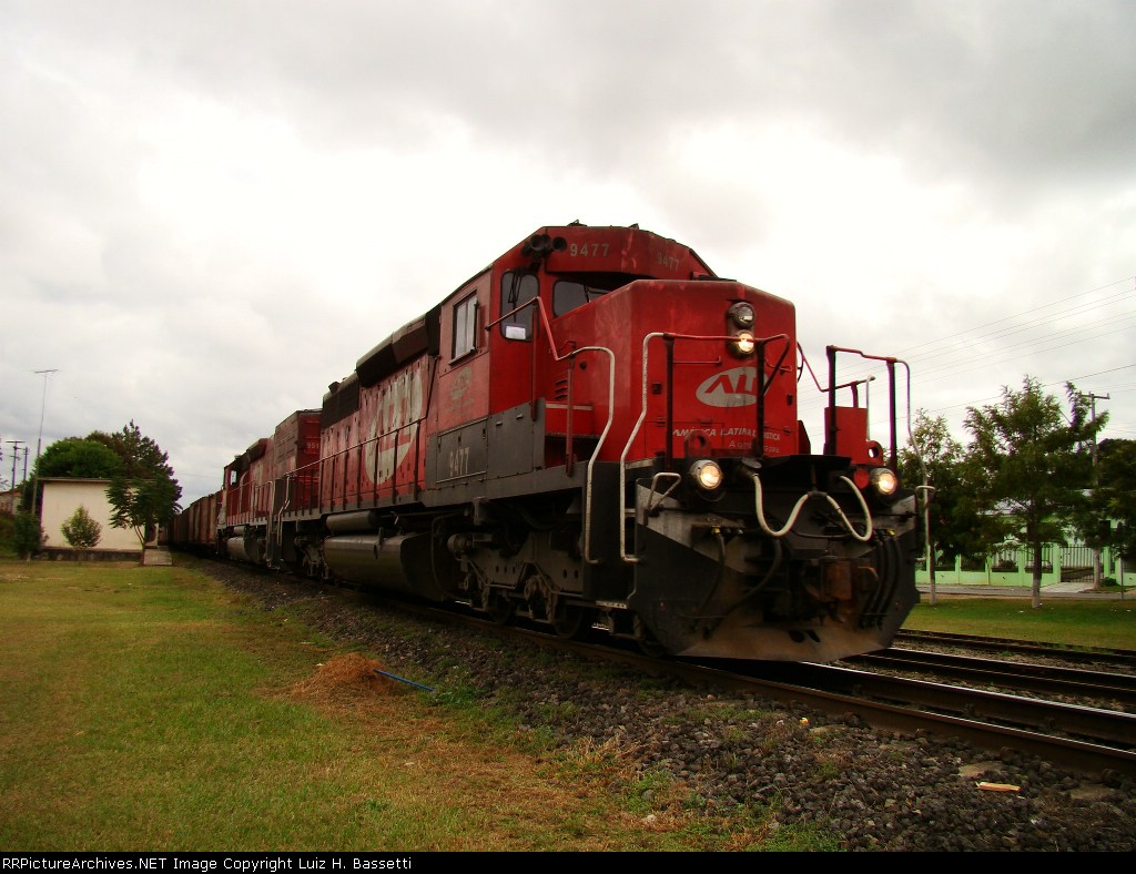 EMD GM SD40-2 9477